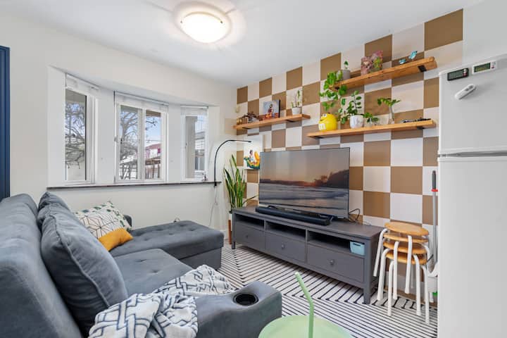 Bright & Comfy 1br Suite | Vancouver’s Prime Area - Vancouver