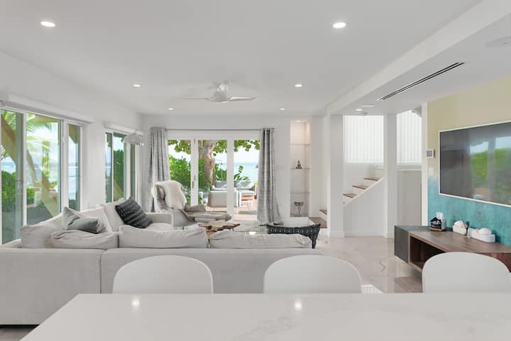 Luxury House On The Beach In Charming South Sound - Cayman Islands