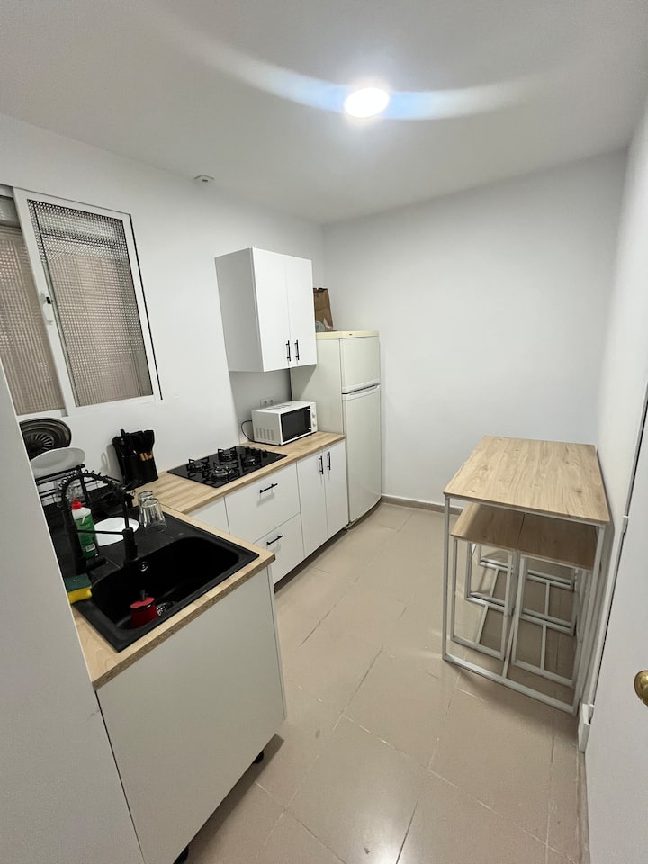 Hab. 118 - Baño Privado | Calle Real - San Fernando, Spain