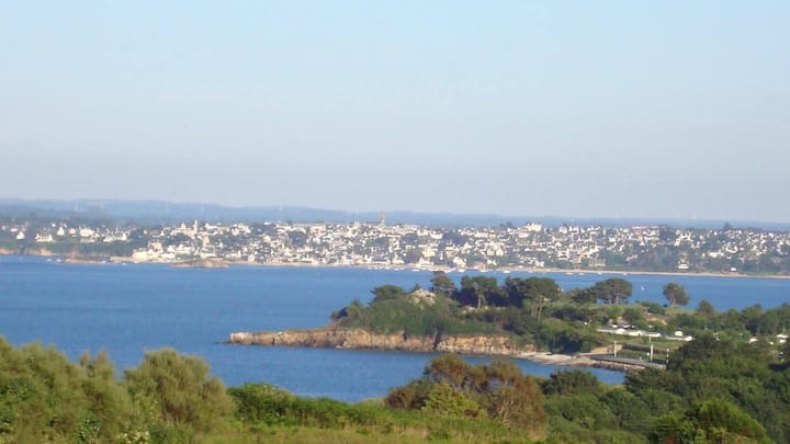 Saint Pol De Léon
: L'escale De Maya
6 Personnes - Île de Batz