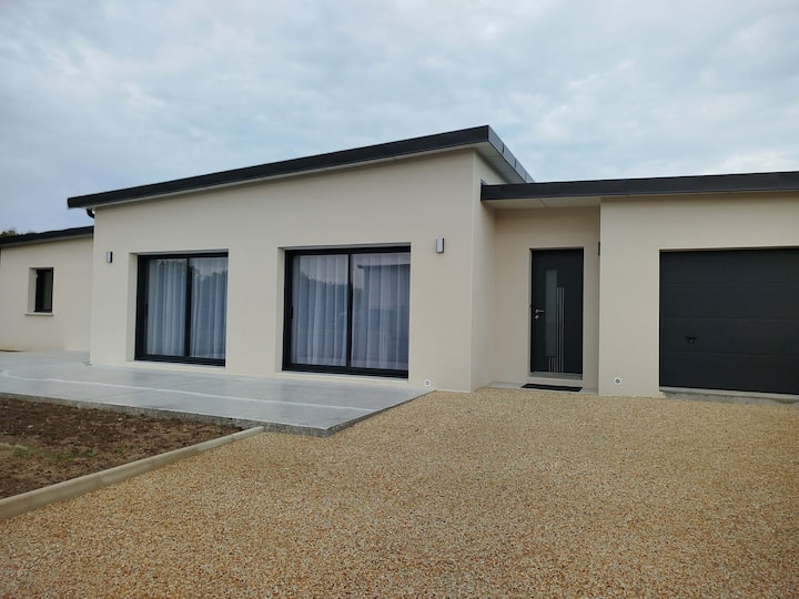 Saint Pol De Léon 
: L'escale De Maya
 6 Personnes - Roscoff