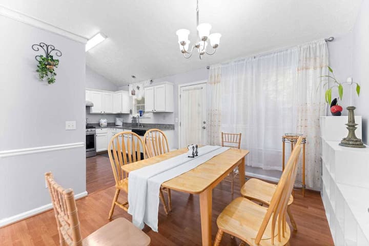 Tranquil Retreat On Stoneoak Cir J#41922 - Duluth, GA