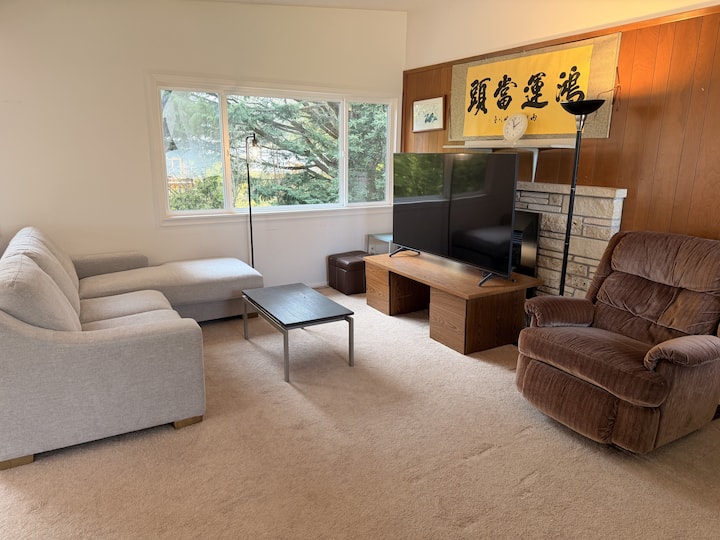 Spacious 3br Near Microsoft & Bellevue College - Redmond, WA