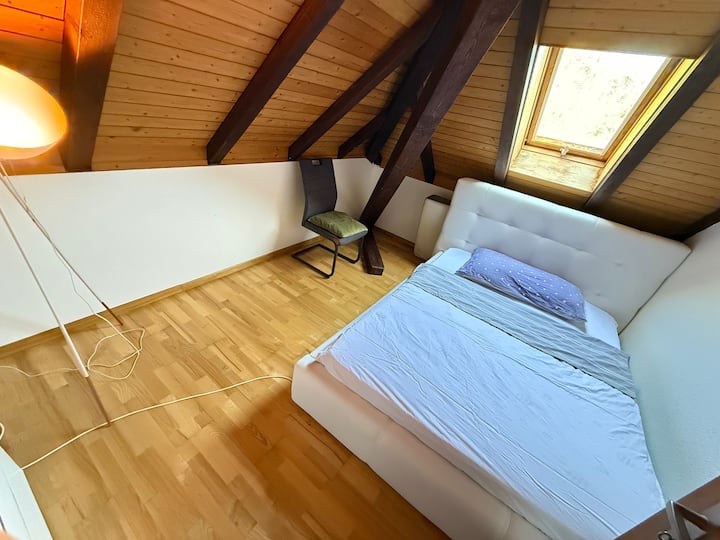 Room 5 Of 5 In Bolligen Cosy Under Roof - Berne