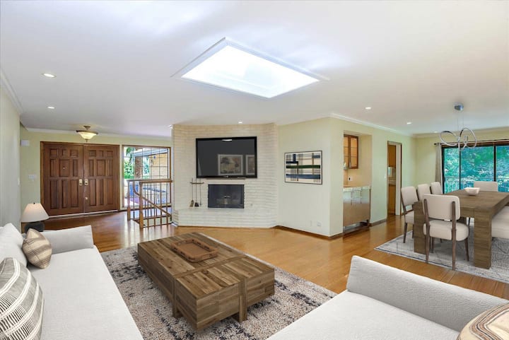 Luxury 6br Retreat | 3,000+ Sq Ft | San Mateo - Redwood City, CA