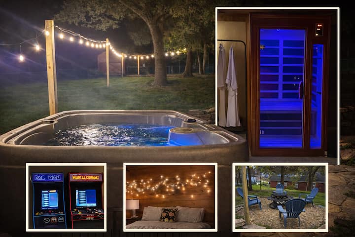 New! Sale! Hot Tub, Sauna, Arcade, Best Location! - Fayetteville, WV
