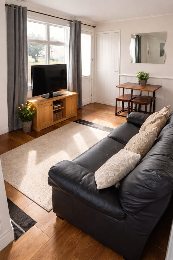 Family Friendly Coastal Chalet Retreat - Llansteffan