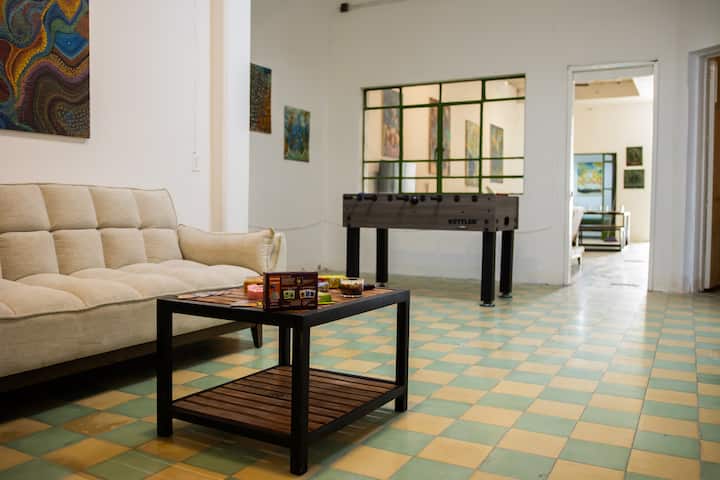 Amplia Casa Con Aire, Asador Y Parking - Zapopan
