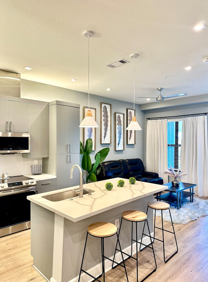 >Spacious Rooftop Apt< With *Amazing View!* - Bonton - Dallas