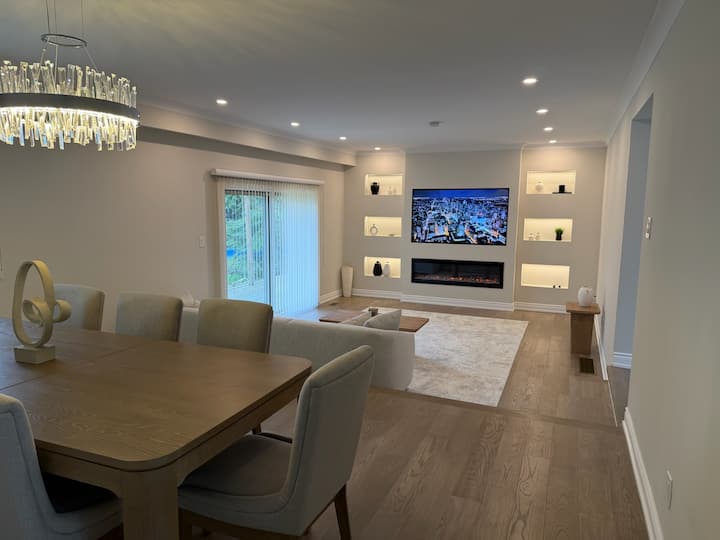 Ravine Retreat • Luxury 3br With Double Garage - Toronto