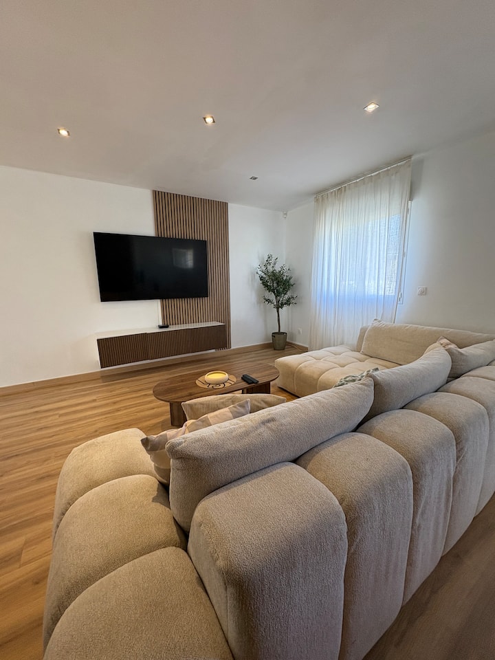 Maison Chaleureuse Avec Jacuzzi Et Terrasse - Département Essonne