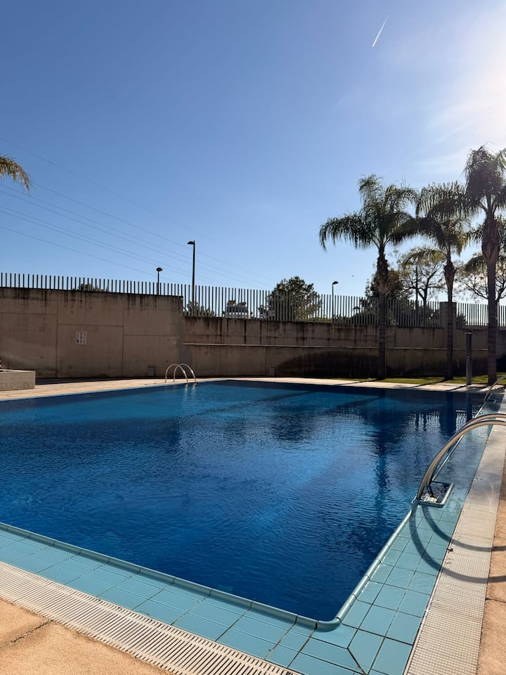 Apartamento Con Piscina Cerca Del Centro - La Torre
