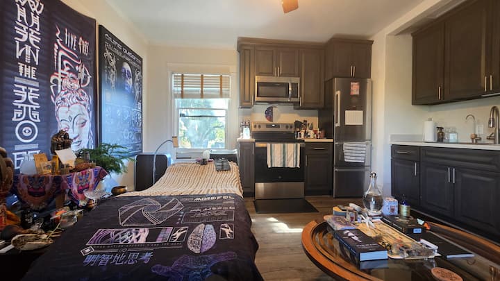 High-vibrational Retreat | Luxury Eco Stay - Sebastopol, CA