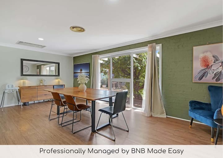 Sunrise On Sovereign | Retro Family Entertainer - Dubbo