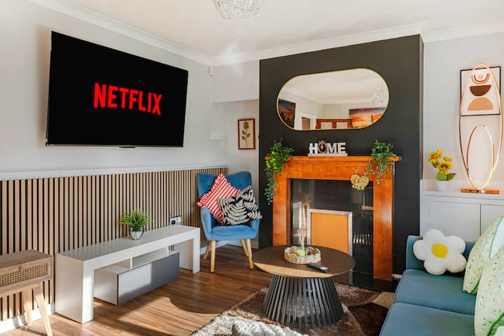 Spacious Retreat | 7 Guests | 3 Private Car Parks - Nottingham