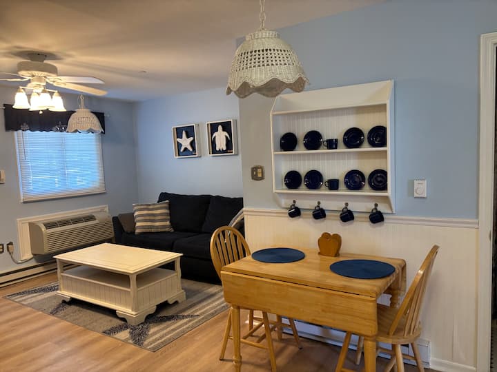 Brigantine Breeze 2-br Coastal Retreat - Brigantine, NJ