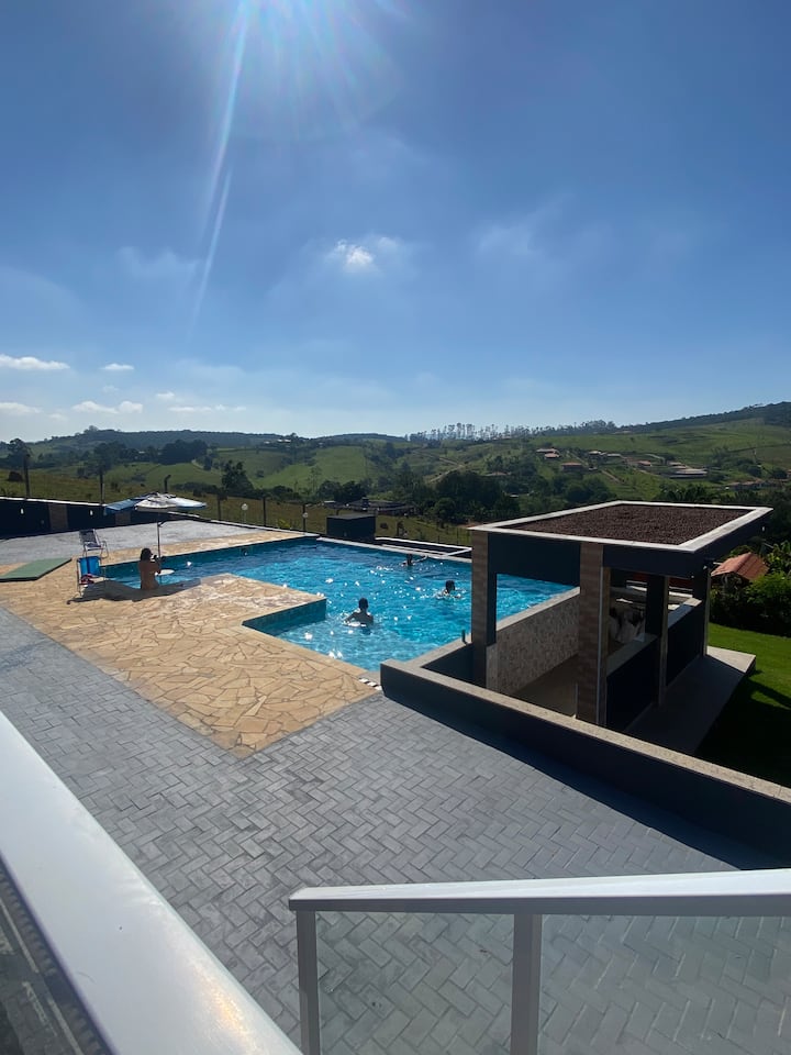 Refúgio Em Guararema Com Vista Panorâmica - Guararema