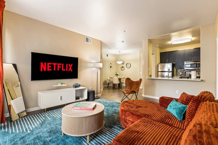 Marisol •2bd-2ba • Marina Del Rey • Parking & Pool - Santa Monica, CA