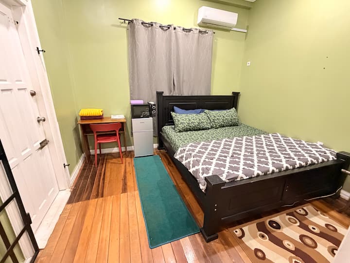 Budget Friendly King-sized Room In The Capital - Guyana