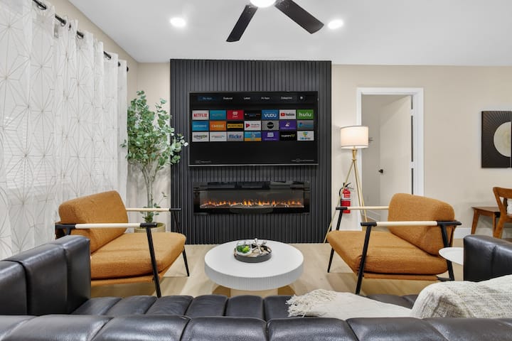 Opulent 6br Retreat For 16 Guests W/ Games! - Las Vegas, NV
