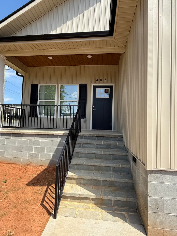 Newly Built Lexington Stay - Lexington, NC