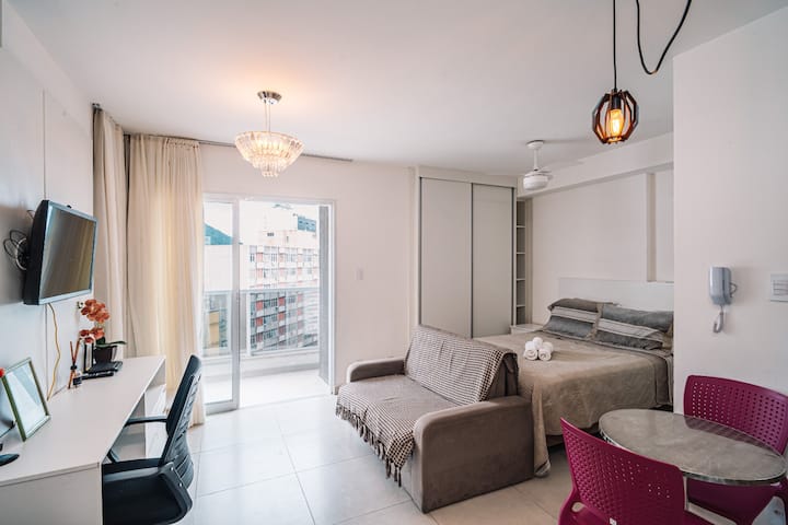 Studio Completo Com Lazer E Garagem No Centro! - Juiz de Fora