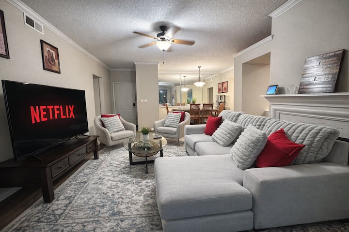 5 Min To Music Factory | 1mi To Dart Dfw Airport - Irving, TX