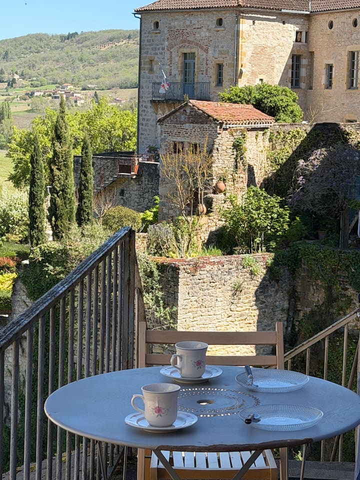 The Best View Of Albas - Albas