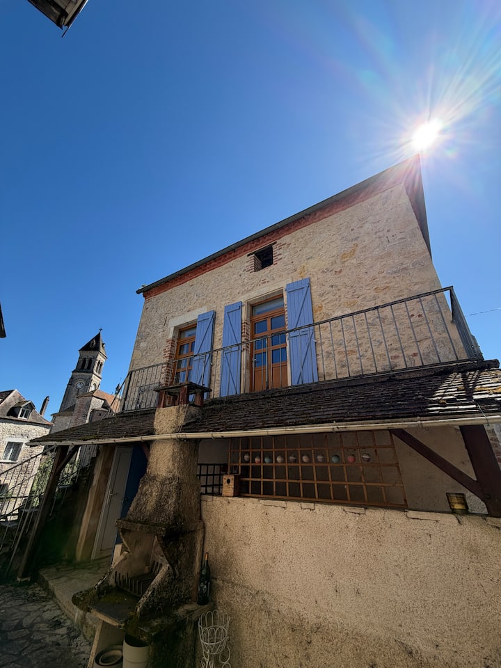 The Best View Of Albas - Albas