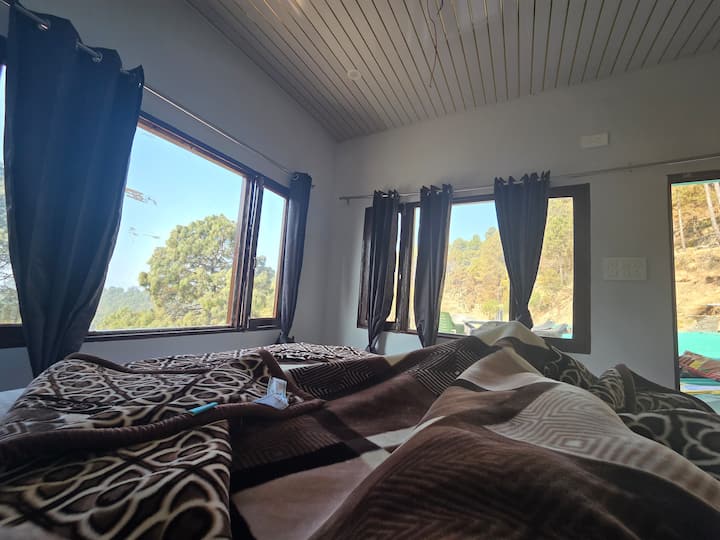 Ghumakkad Junction-serene Stay In Lansdowne Hills - Lansdowne