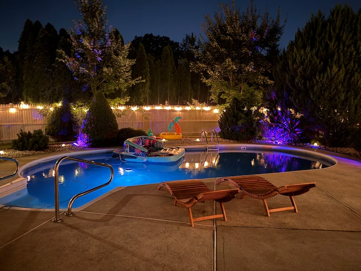 World Cup Stay | 5br Pool Retreat - Cheesequake State Park, Matawan