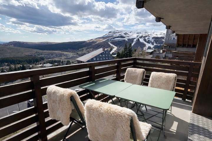 Appartement Vue Montagne - 6 Personnes - Besse-et-Saint-Anastaise
