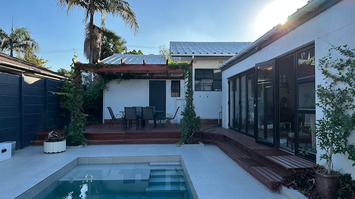 Family Home In The Heart Of Paarl - Paarl