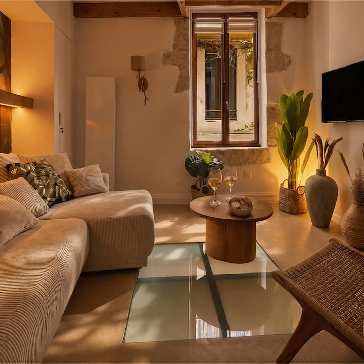 Appartement Atypique Sur 3 Niveaux En Centre-ville - Béziers