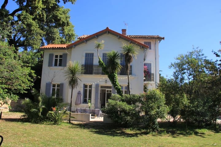 Maison De Vacances Familiales Pour 12 Pers - Toulon