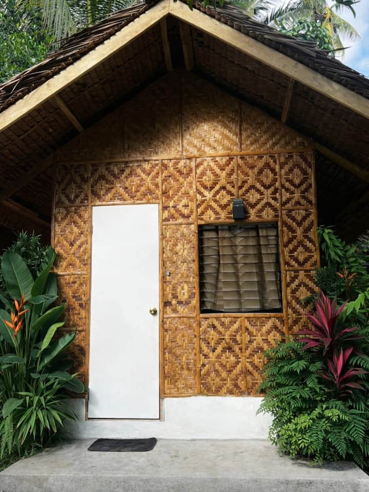 Nipa Hut Fresh Mountain Air & Lush Green Scenery. - Valencia City