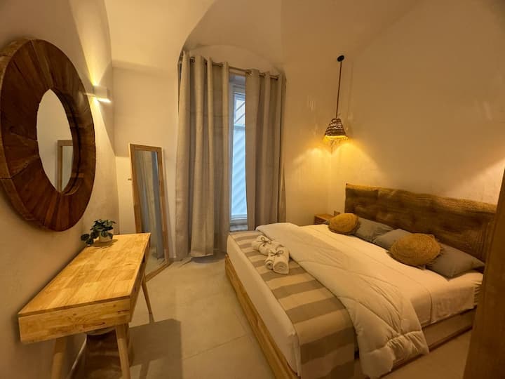 Begani63: Appartamento Con Due Camere Da Letto - Gaeta