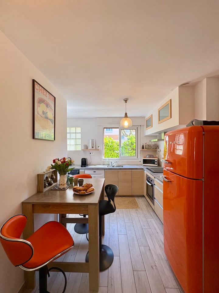 Cosy T3 Climatisé Avec Balcon, 2pas Du Centre - Plage de l'Almanarre