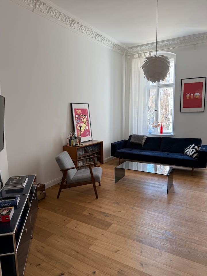 Cozy Altbau Flat In The Heart Of Prenzlauer Berg - Berlin