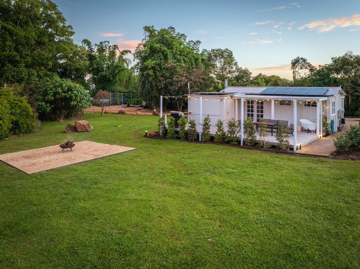Grandvue Farm Cottage | Panoramic Water Views - Coolangatta
