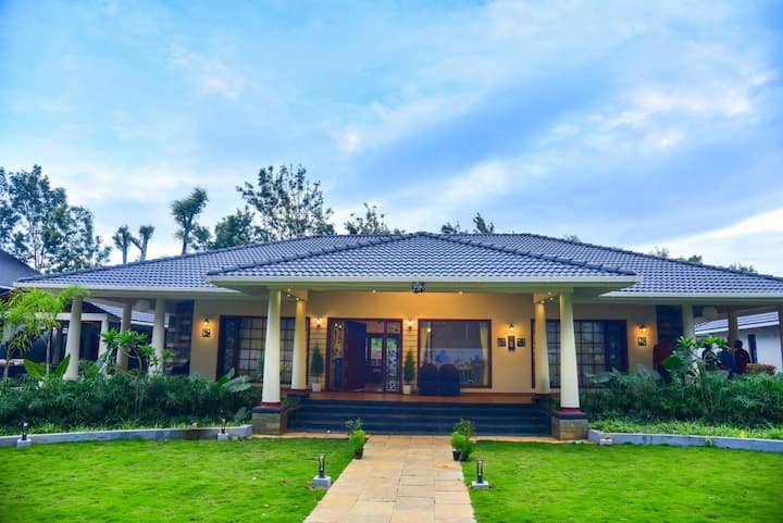 Ultra Luxury 4 Bedroom Villa In Chikmagalur. - チクマガルル