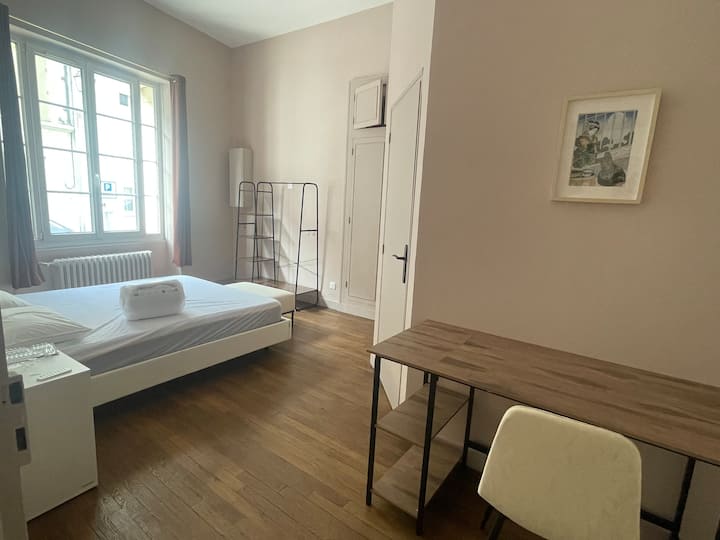 Le Louis D'or Guesthouse - Fresnay-sur-Sarthe