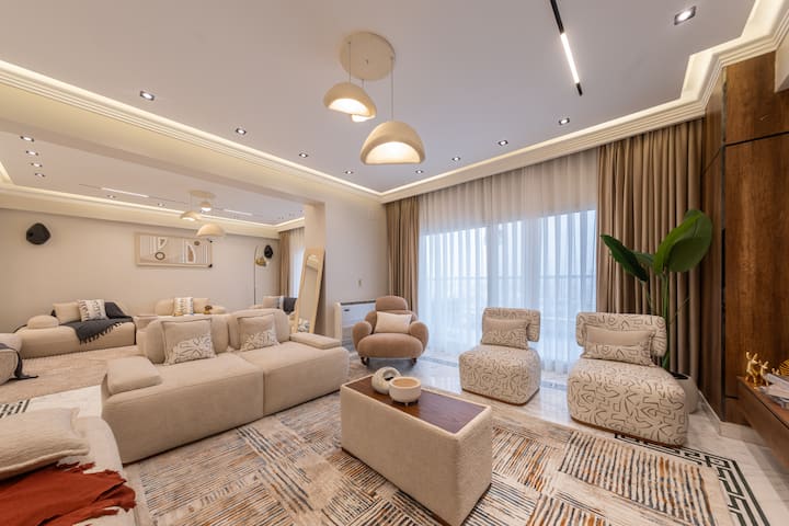 Four Seasons Nile View Apartment-4br 4ba - Cairo