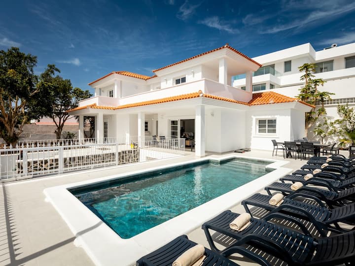 Stunning New Villa Ocean With Private Pool - Adeje