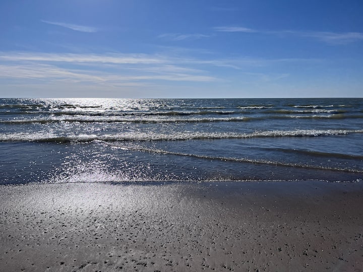 Cutest Cottage In Sauble, 5-min Walk To The Beach! - Sauble Beach