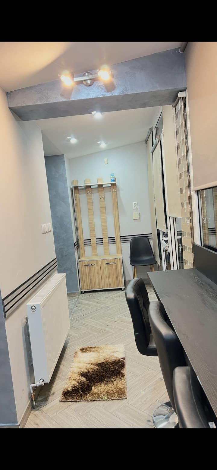 ÎNchiriez Apartament îN Toplița - Toplița