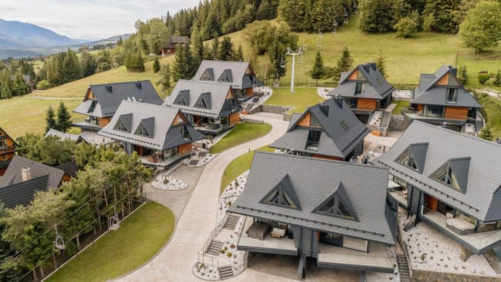 Panoramic Mountain View 3 Bedroom Villa + Hot Tub - Zakopane