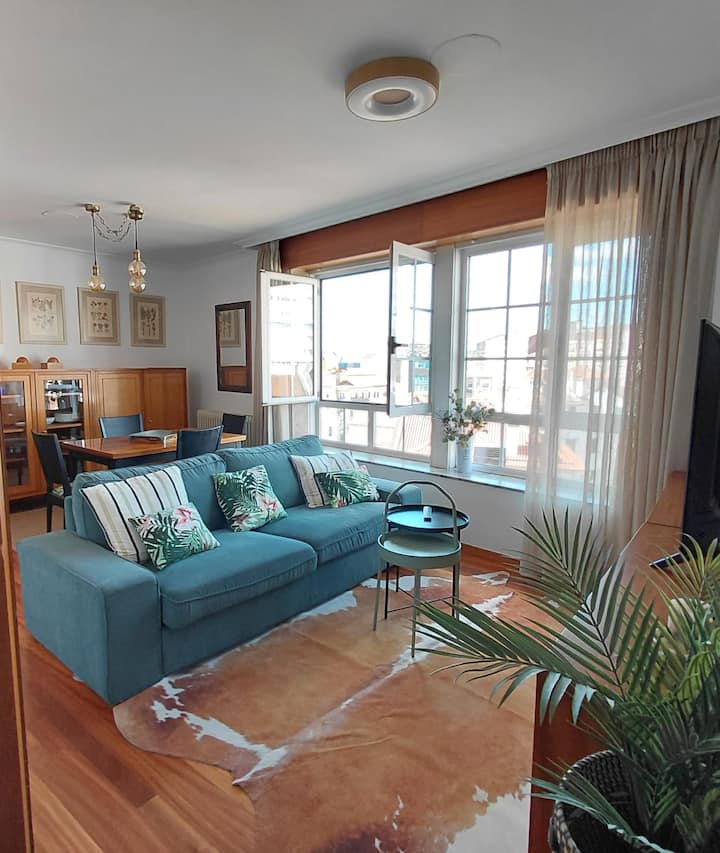 Parlamento Home Santiago - Santiago de Compostela