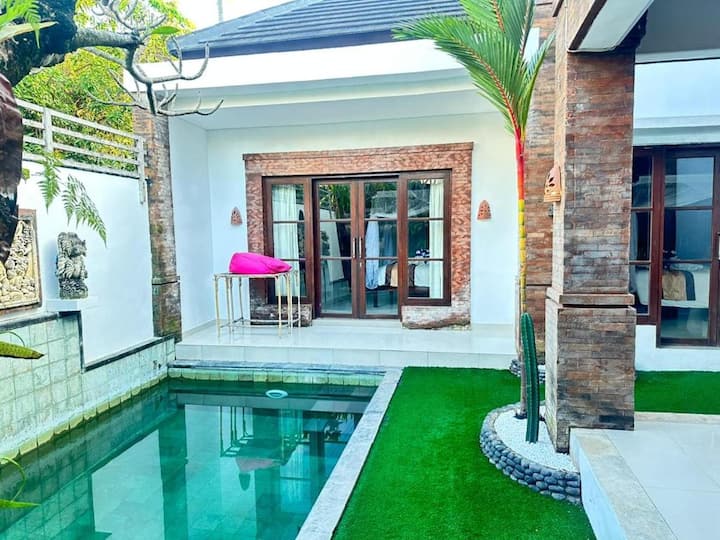 Calm And Comfortable Villa - Canggu