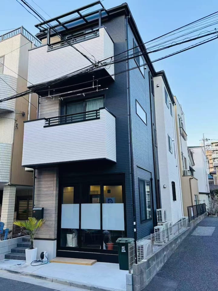 Nishikawa Comfort Lodge（車站徒步8 分钟，秋葉原、上野・東京・横浜電車直通) - Koshigaya